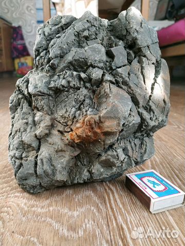 Камень "серая гора"