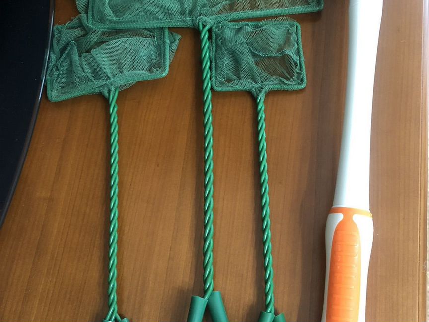 Сочки и скребок для аквариума