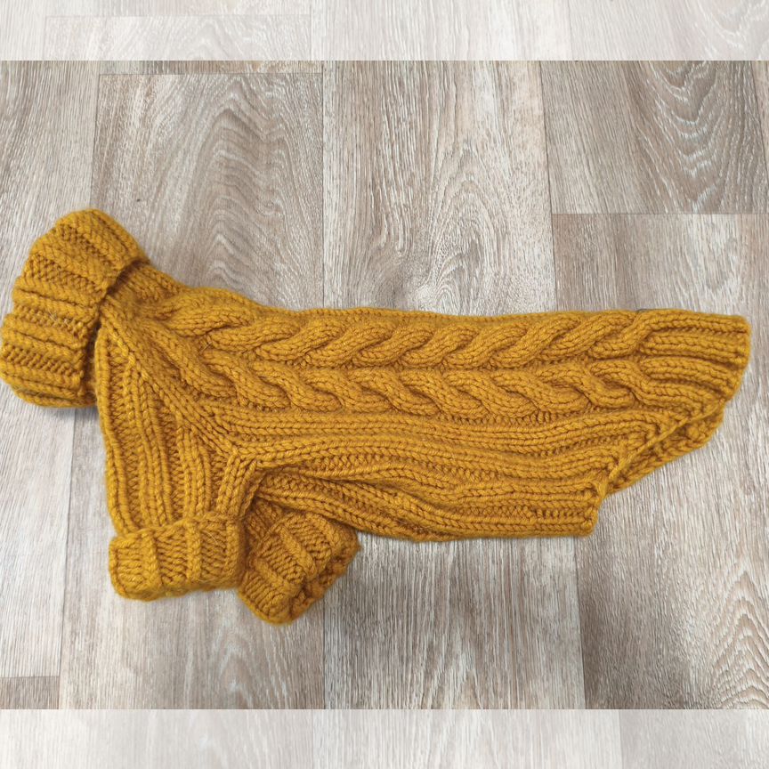 Свитер ручной работы для собаки