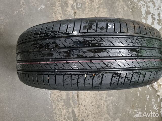 Kumho Solus HS63 225/55 R18 98H купить в Москве | Авито
