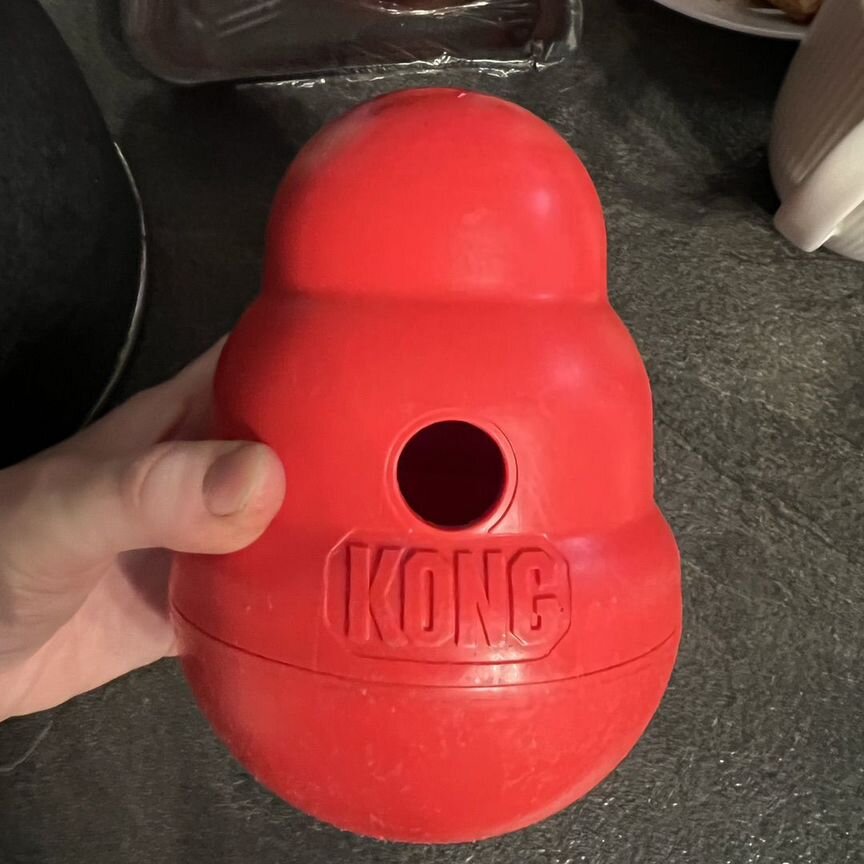 Kong wobbler