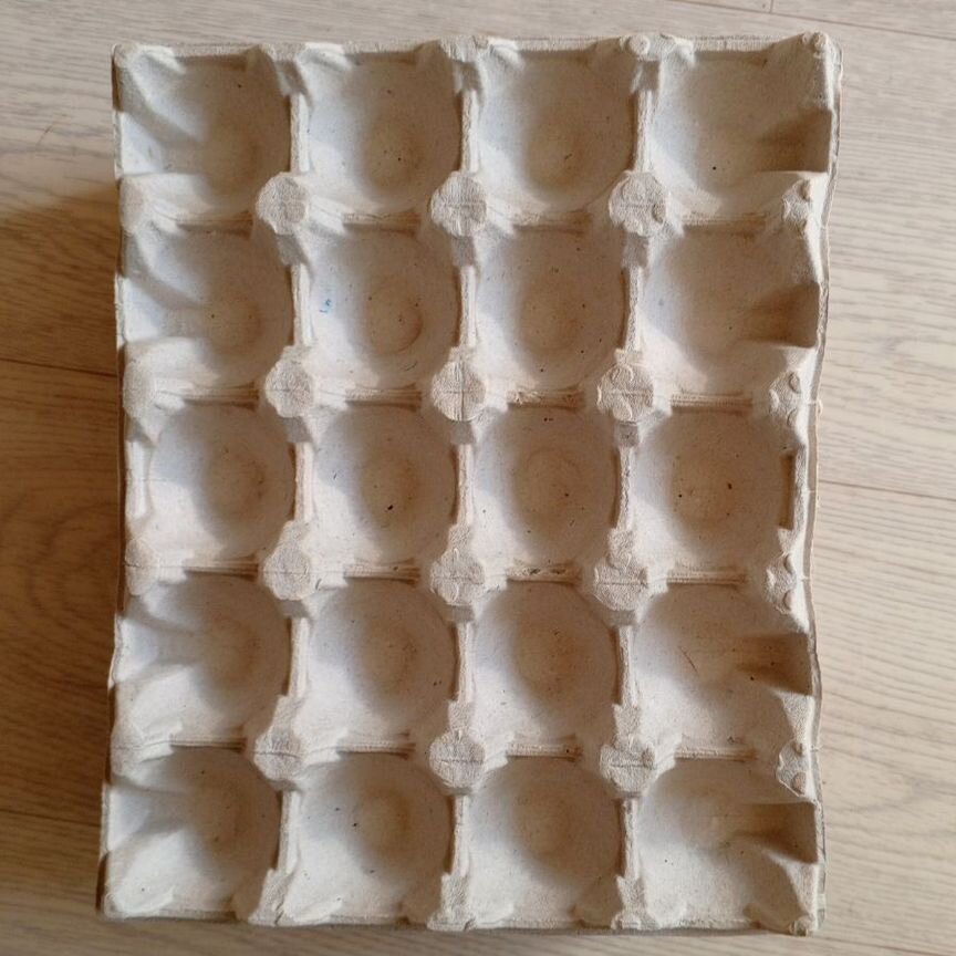 Клетки для яиц