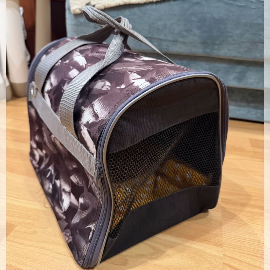 Сумка переноска для маленьких собак и кошек