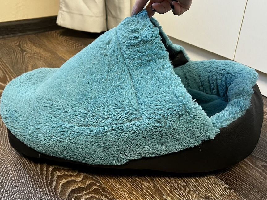 Лежанка домик тапок