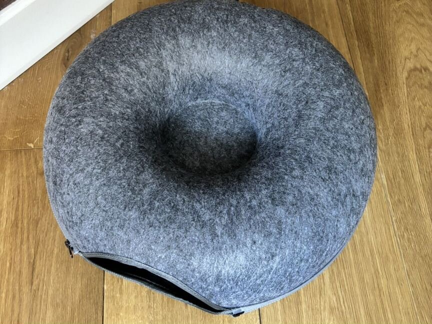 Лежанка для кошек бублик