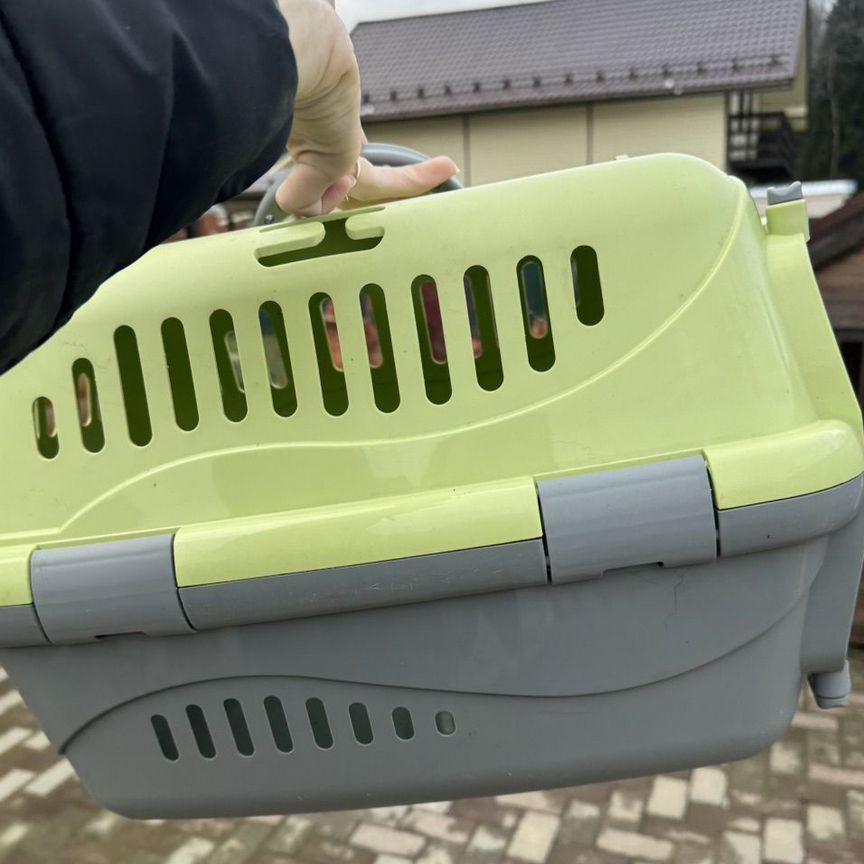 Переноска пластиковая