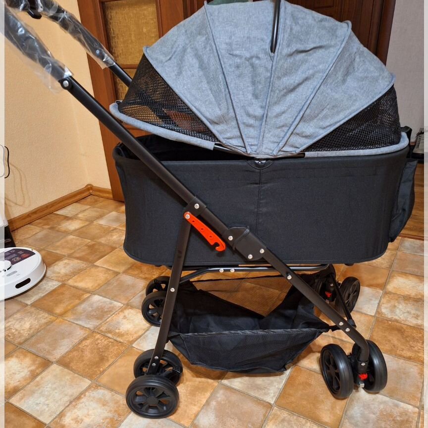 Коляска для питомцев