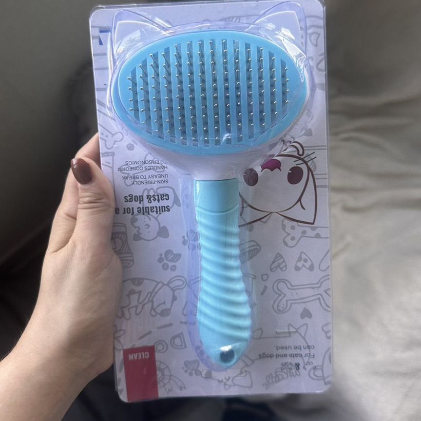 Самоочищаюшаяся щетка для шерсти