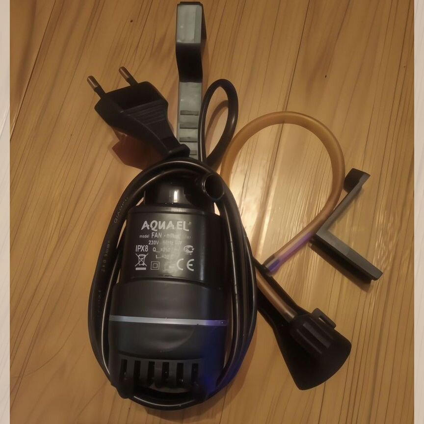 Б\у Внутренний фильтр для аквариума до 30 л