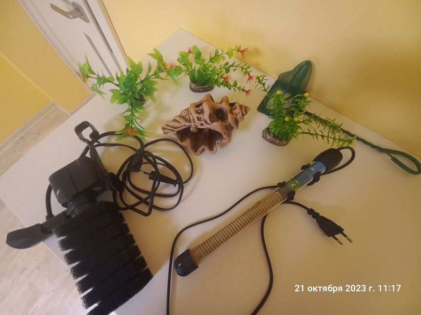 Фильтр для аквариума бу на 100л