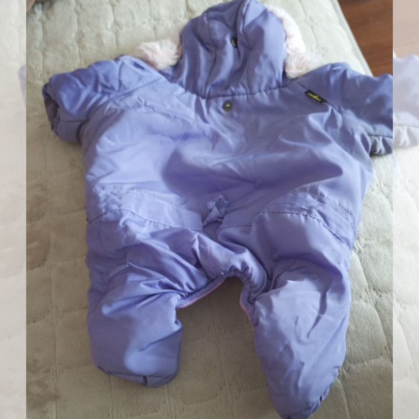 Комбинезон зимний и комплект вещей для собаки