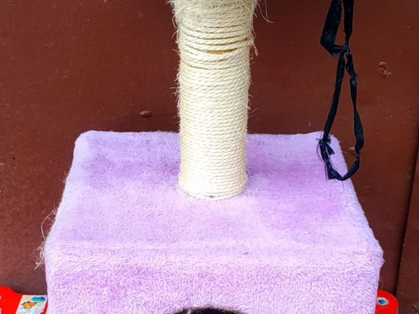 Домик для кошки с когтеточкой