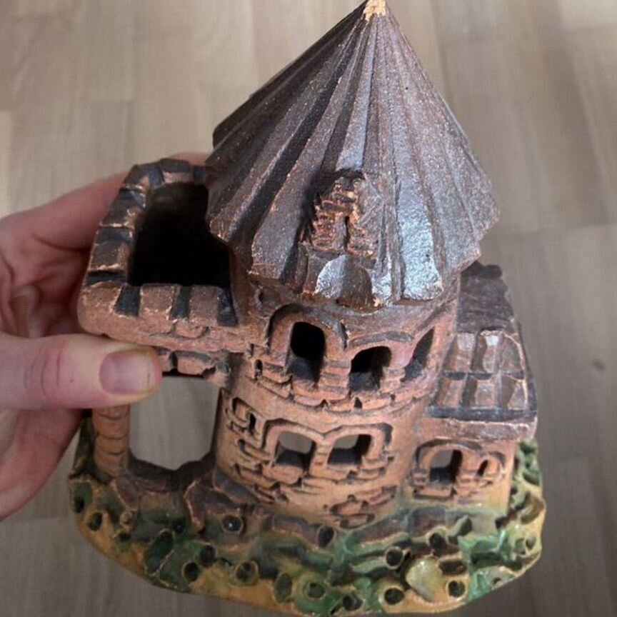 Домик для оформления аквариума