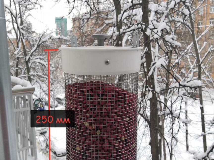 Кормушка сетчатая для птиц большая, бункер