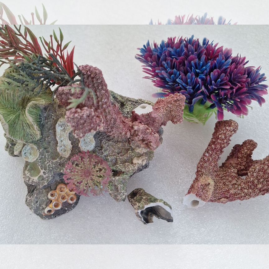 Украшения в аквариум