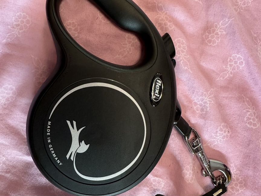 Новая. Поводок Flexi Рулетка New Classic L (8 мет)