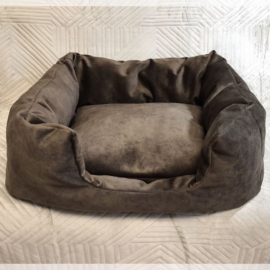 Лежанка для собак средних и мелких пород