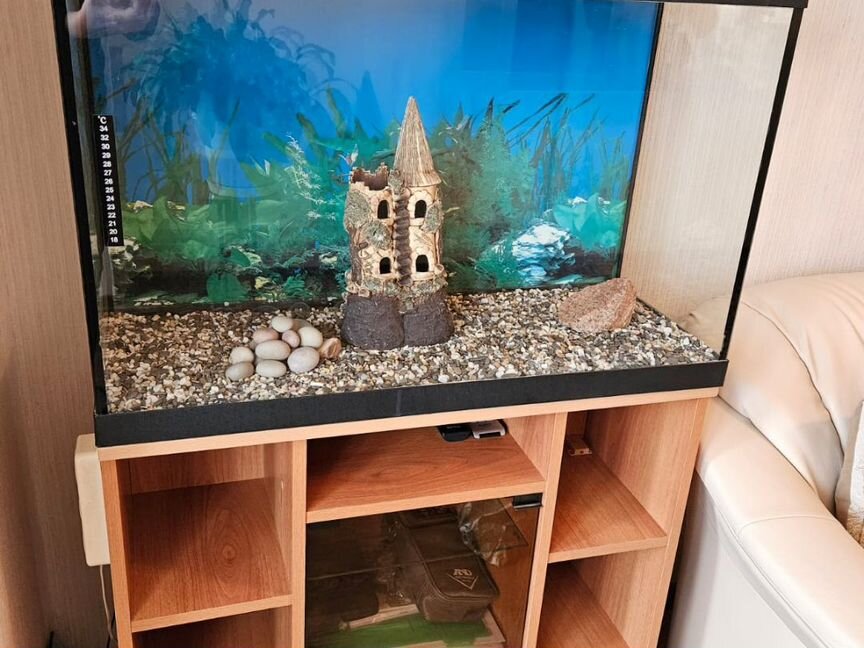 Аквариум 100 л с тумбой
