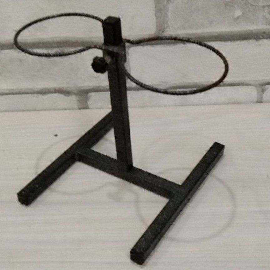 Подставка для мисок