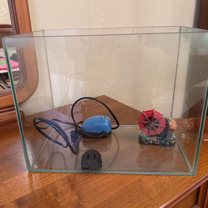 Аквариум8л,декор и кислород