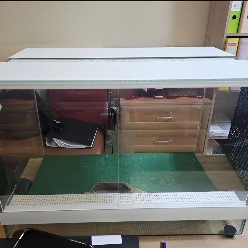 Террариум для рептилий, большой