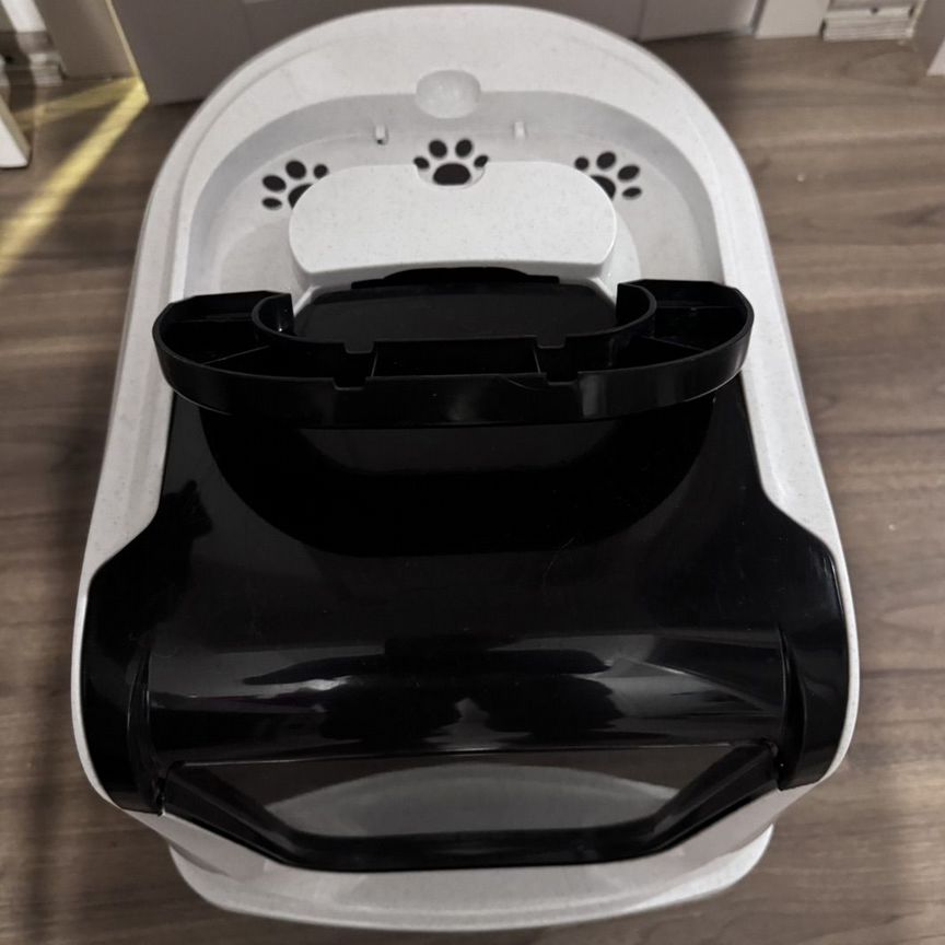 Туалет домик для кошек