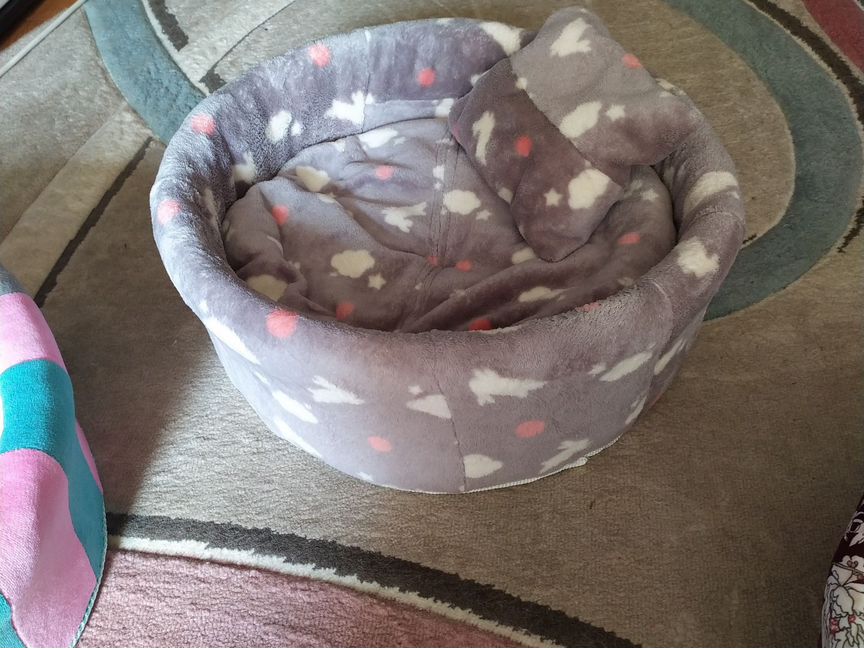 Лежанка для кота