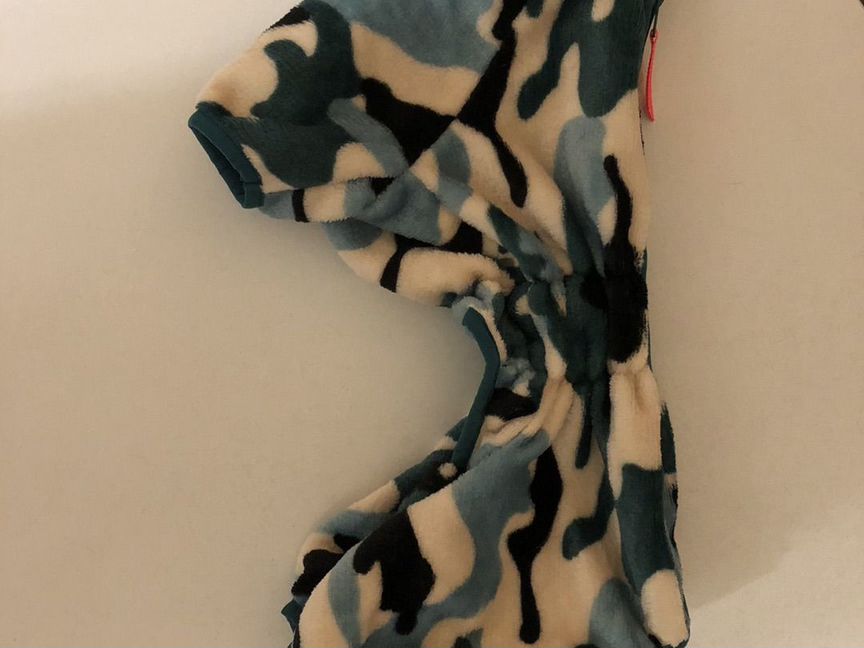 Плюшевый комбинезон для собак