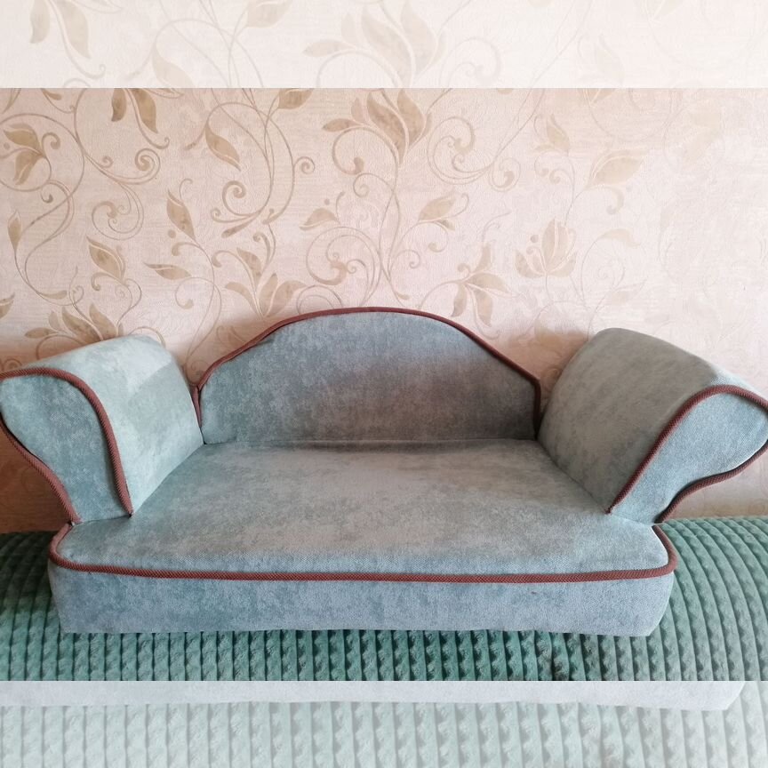 Диванчик-лежанка для кошки