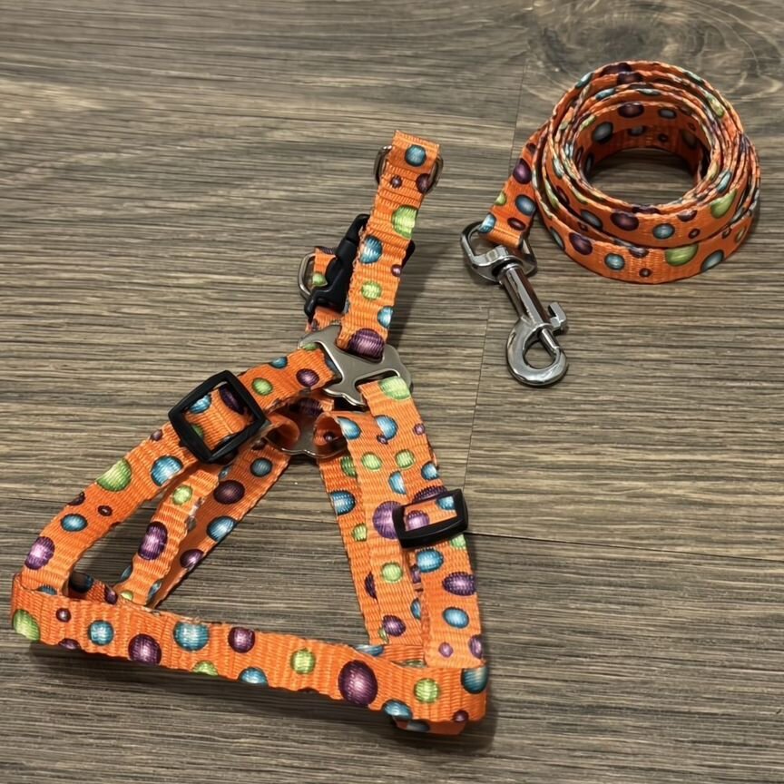 Шлейка и поводок для кошки/собаки