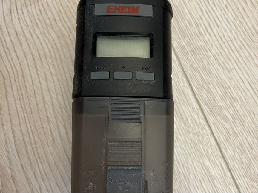 Кормушка автоматическая eheim на батарейках