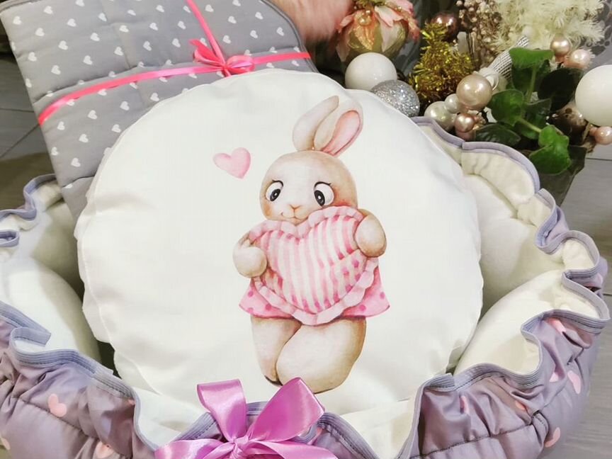 Лежанка для собак и кошек