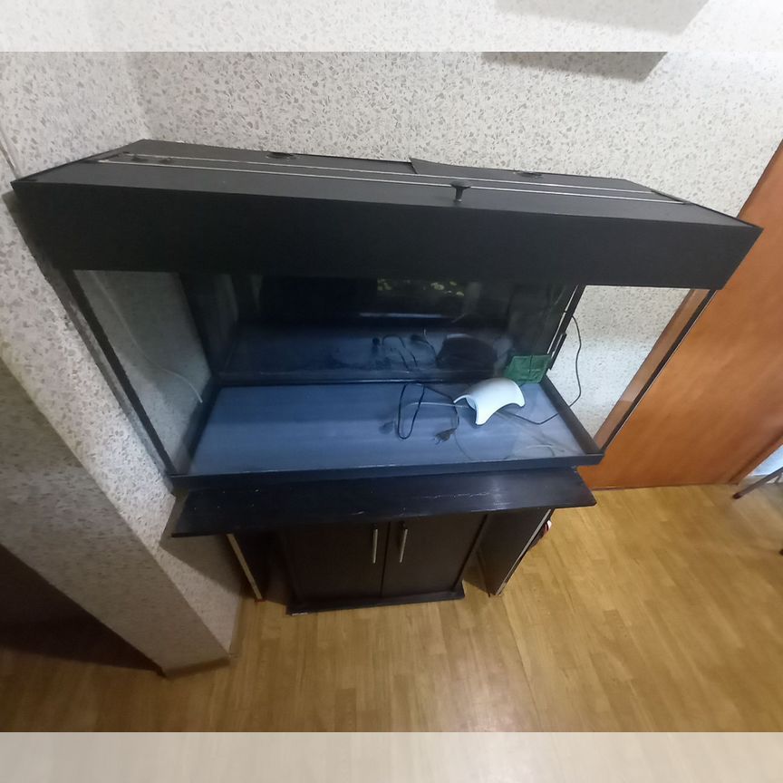 Аквариум с тумбой на 200л