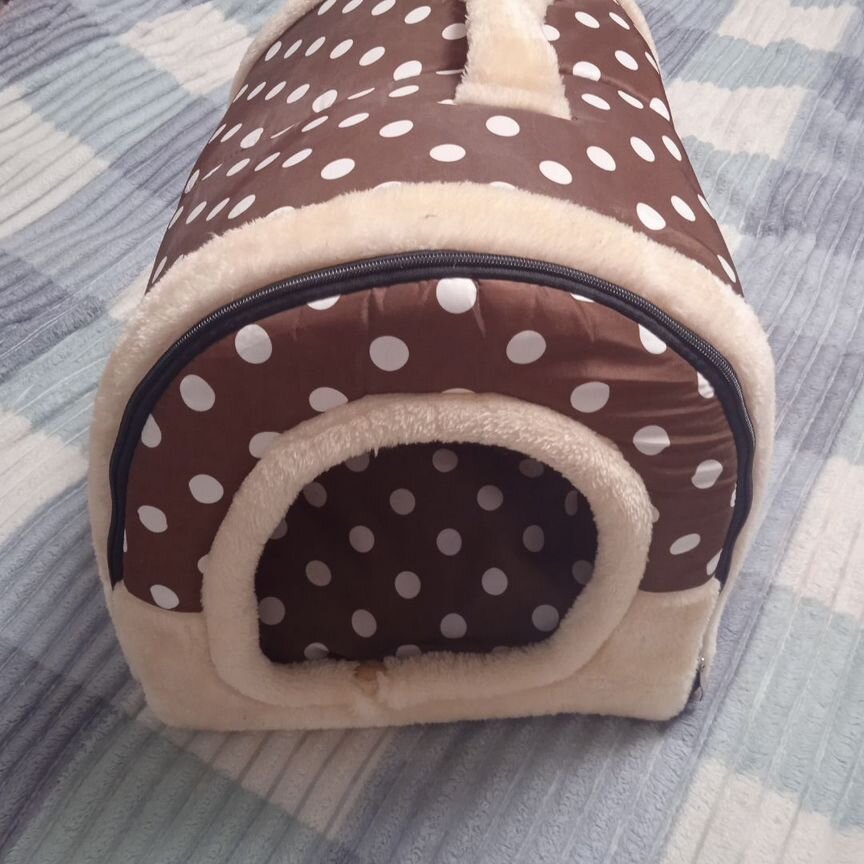 Домик для кошек и собак