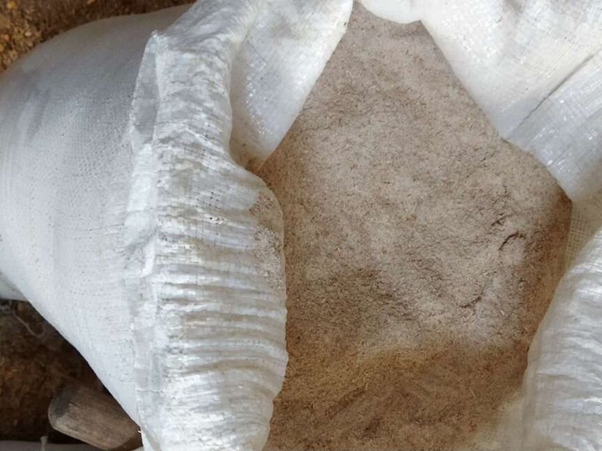 Мучка пшенично-ячневая по 11 р кг