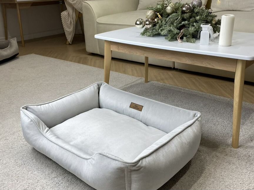 Лежанка для собак и кошек