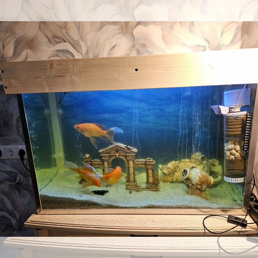Аквариум 130 литров с рыбками