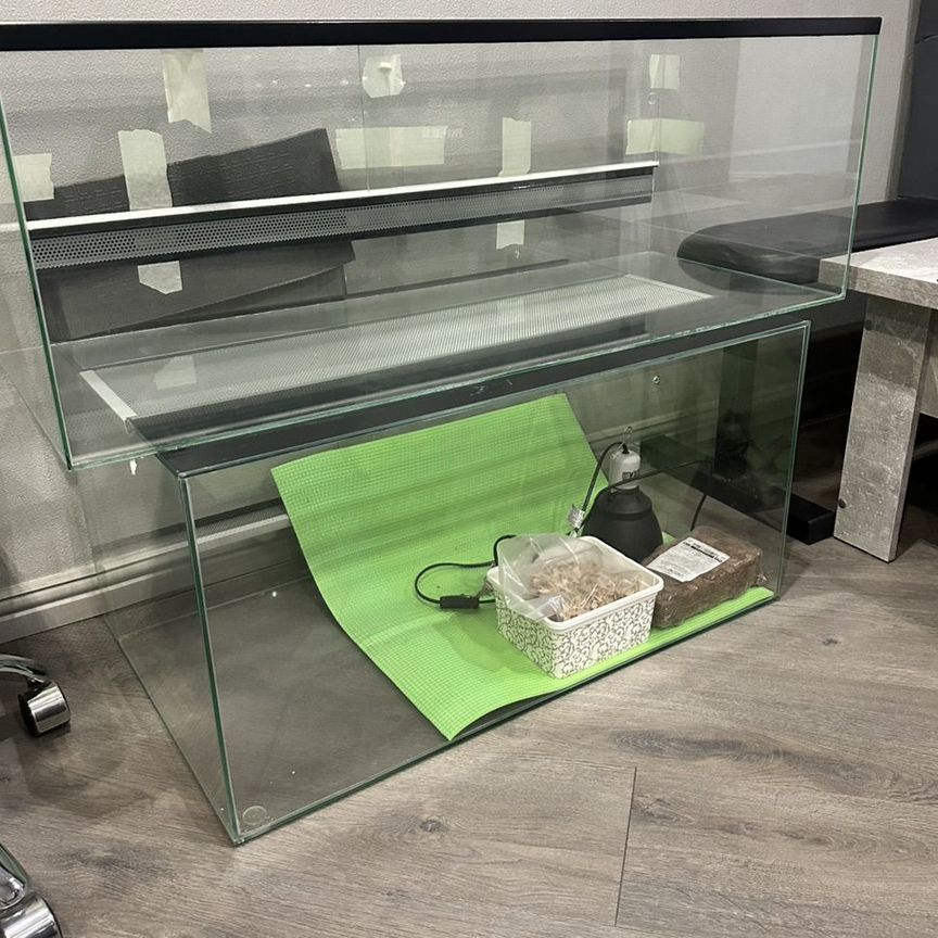 Террариум для рептилий б/у и новый