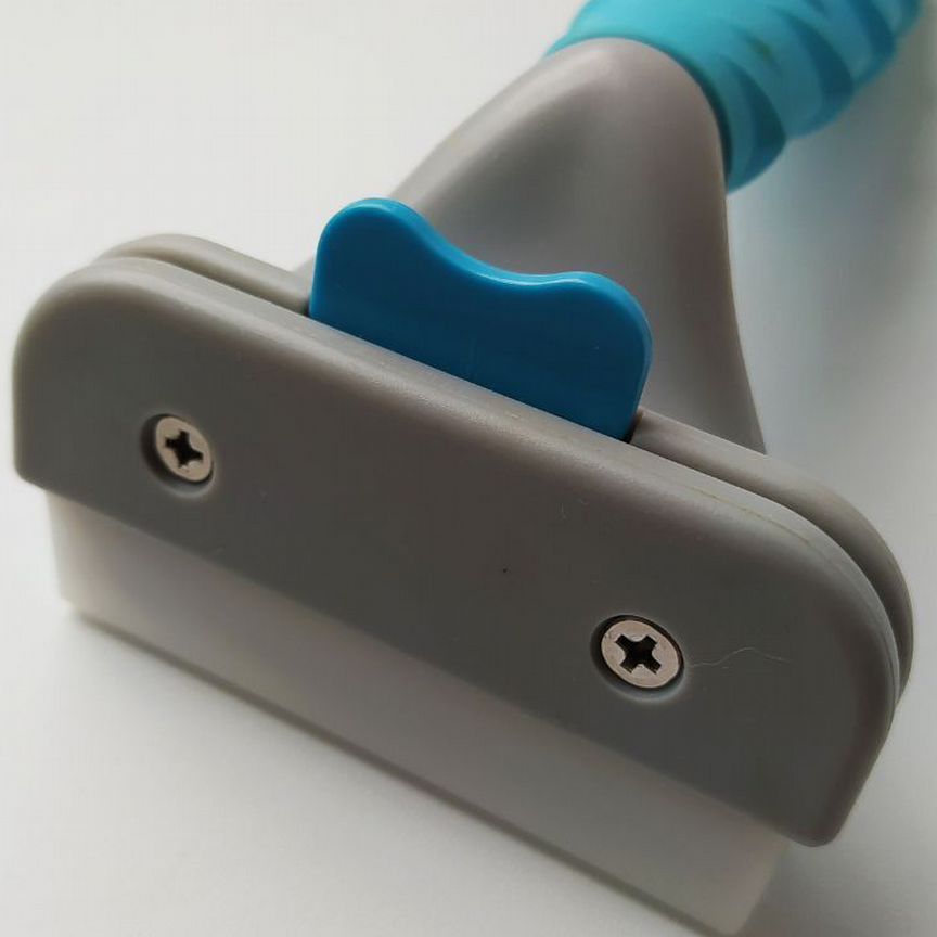 Чесалка для шерсти и подшерстка (дешеддер)