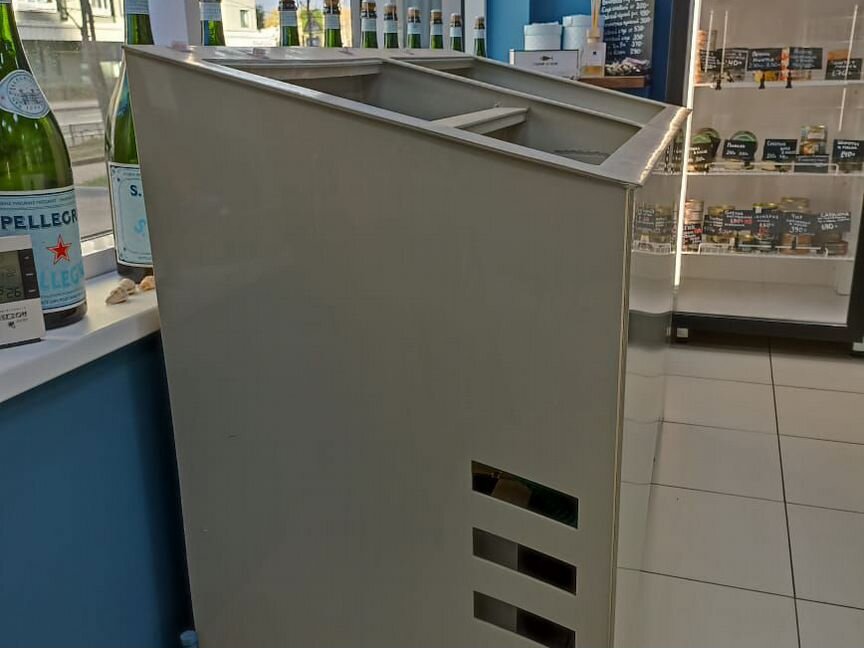 Аквариум витрина