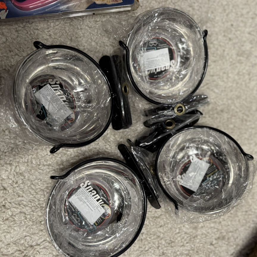 Миски для животных с креплением на клетку