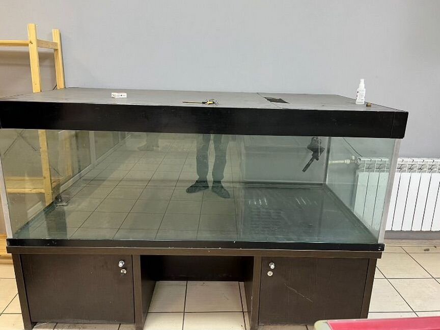 Аквариум с тумбой 1500 л
