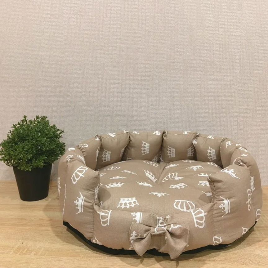 Лежанка для собак и кошек