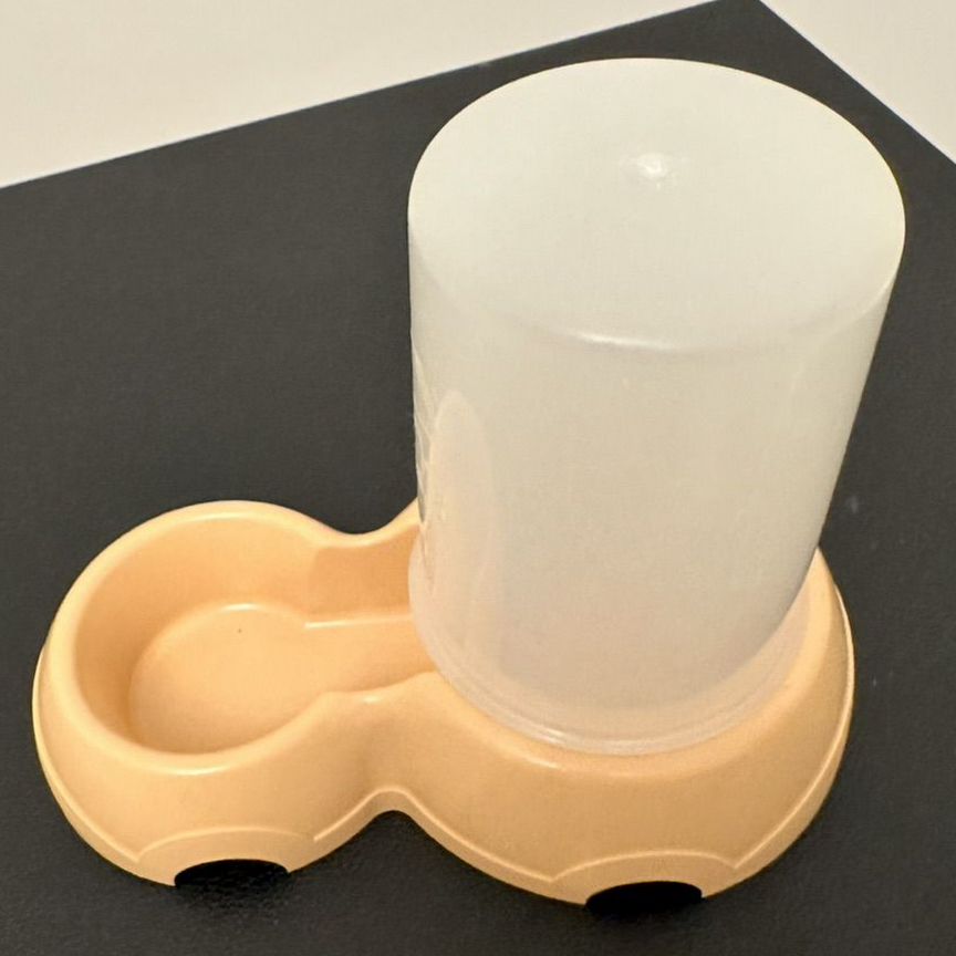 Автокормушка-автопоилка пластиковая Дарэленд