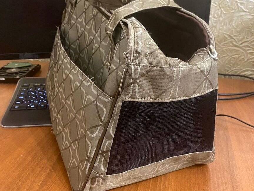 Сумка переноска для кошек или маленькой собачки