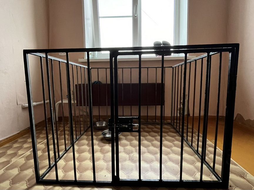 Продам собачью клетку