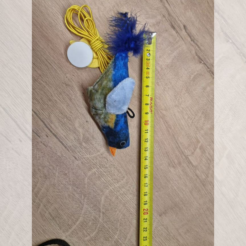 Игрушка птичка для кошек