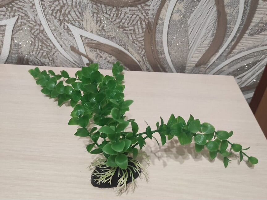 Искусственные растения в аквариум