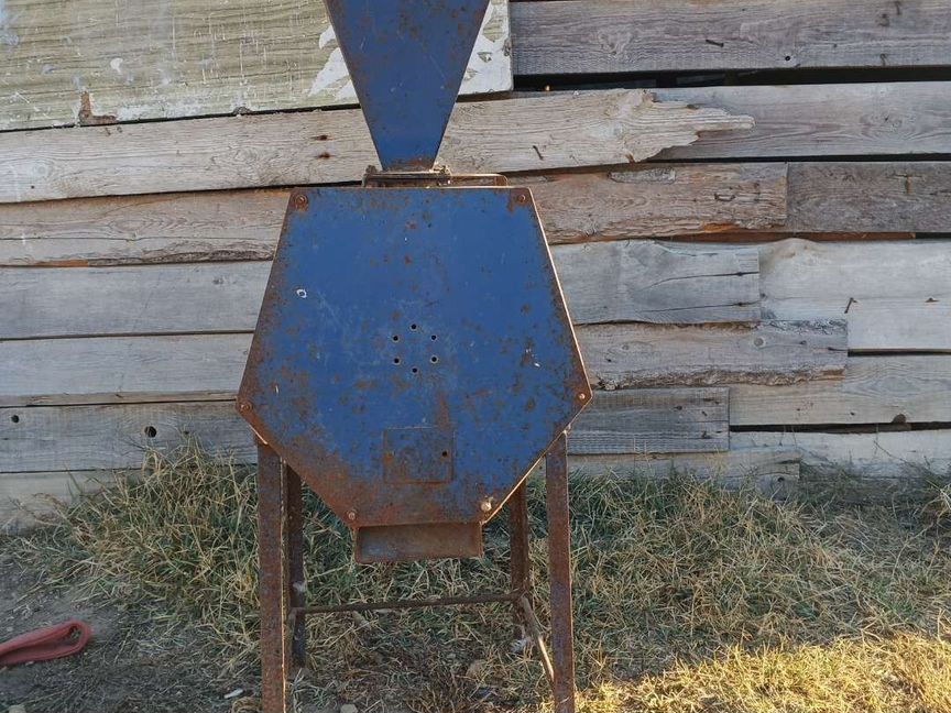 Мельница для зерна