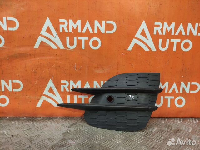 Решетка бампера передняя правая Mercedes E-Class купить в Москве ...